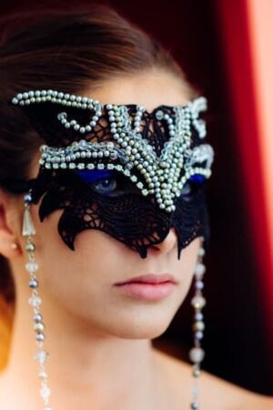 What to Wear to a Masquerade Party: The Ultimate Guide | Fit Mommy In Heels