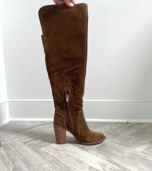 What Is The Boot Shaft? Plus How To Best Measure It | Fit Mommy In Heels